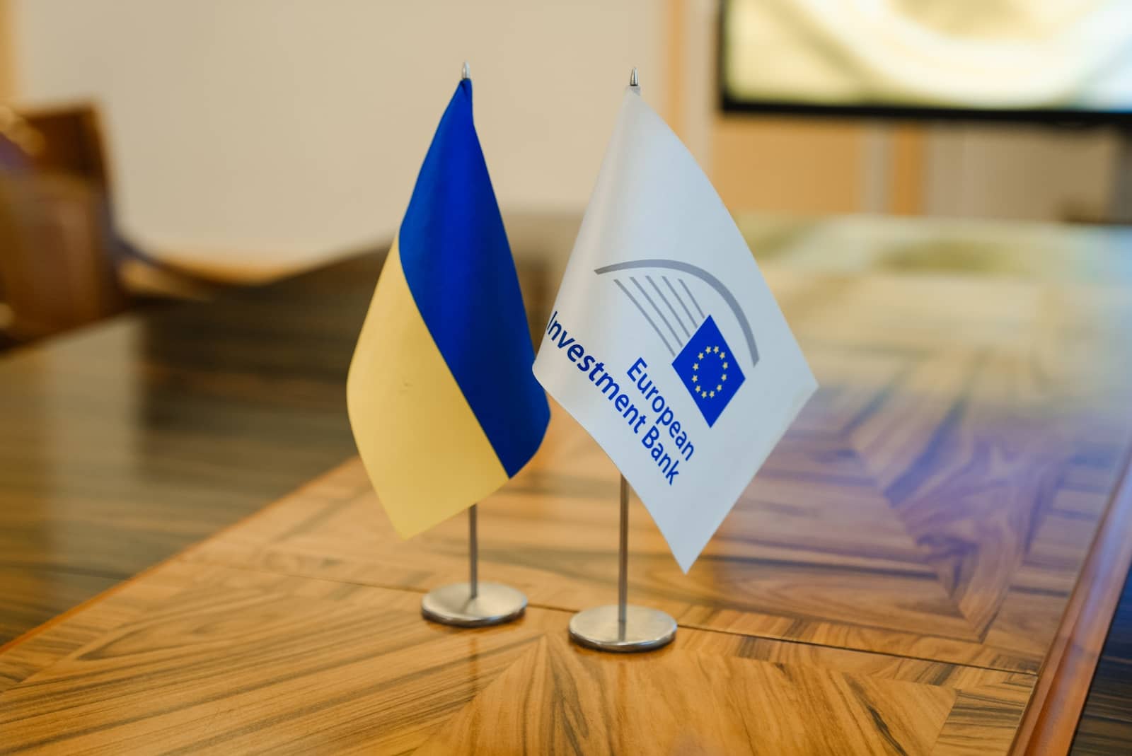 🇺🇦 EIB and E5P support Ukrainian hospitals through war-related ...